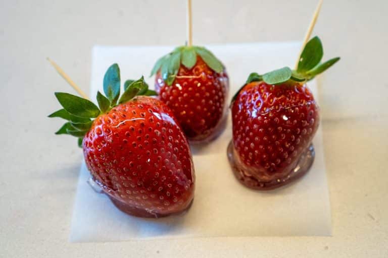 Easy Candy Apples Recipe Without Corn Syrup - No Frills Kitchen