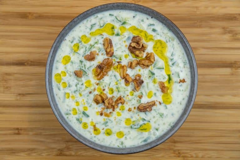 Bulgarian Tarator Soup With Cucumbers & Yoghurt - No Frills Kitchen