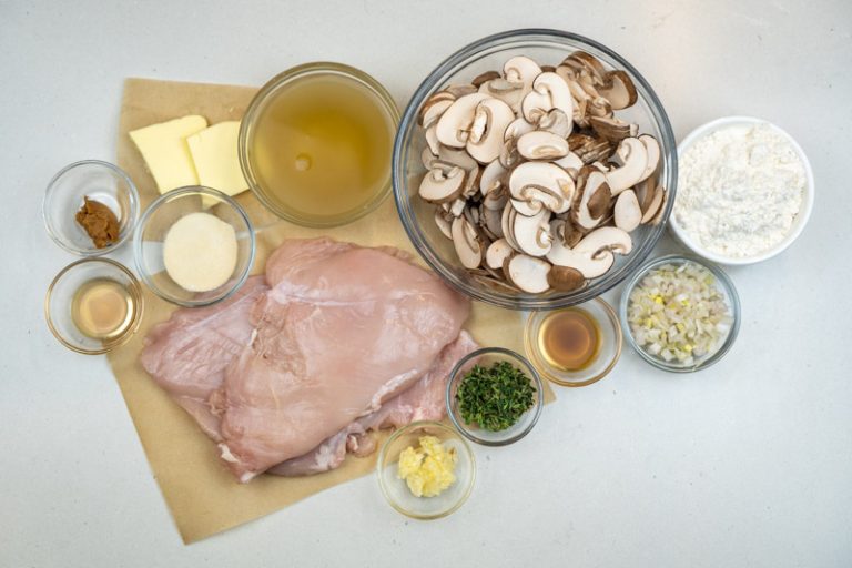One-Pan Chicken Marsala Without Wine - No Frills Kitchen