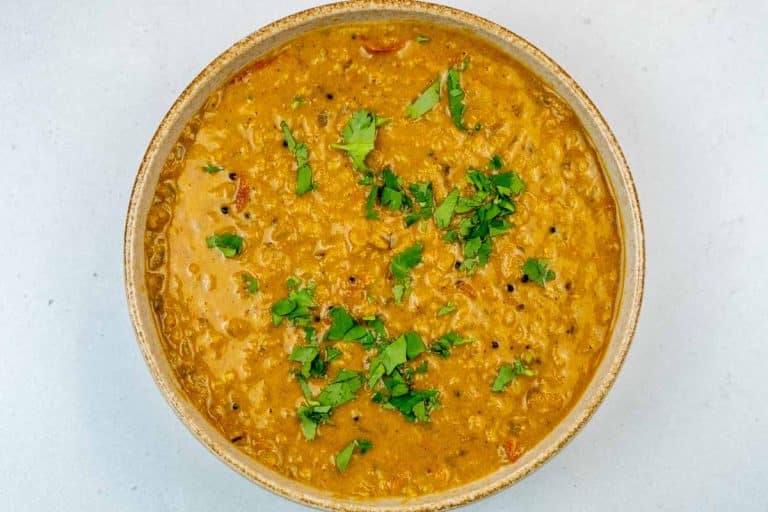 One-Pot Chicken Curry without Coconut Milk - No Frills Kitchen